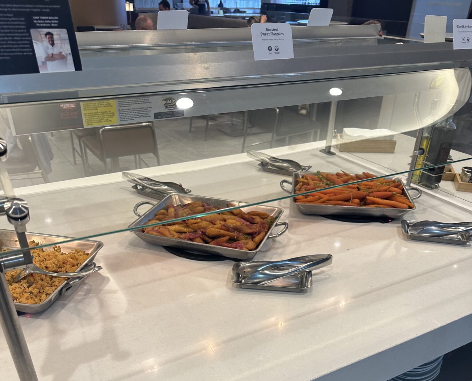 Flagship Lounge Miami Airport | TravelMint